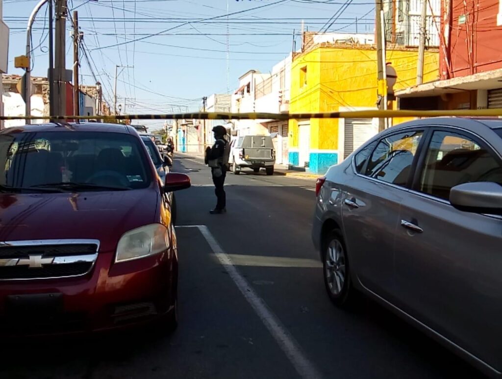 MATAN A HOMBRE EN LA CALLE AZTECAS – Guanajuato Sur Noticias